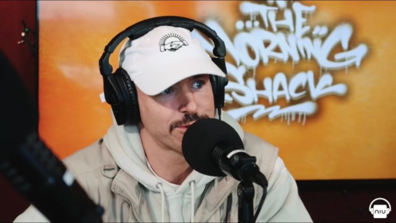 4 Bar Thursday - Tom Scott - YouTube