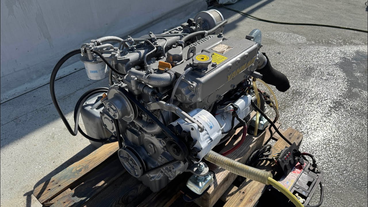 Yanmar 4JHE 44hp - Plovila Mlakar - YouTube