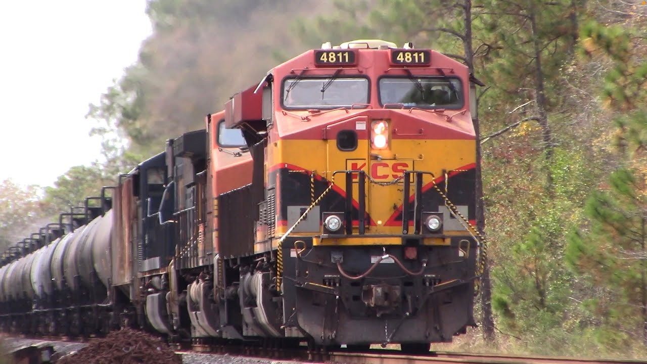 KCS 4811 leads loaded ethanol B631-09 through Hatley, GA 10/13/22 - YouTube