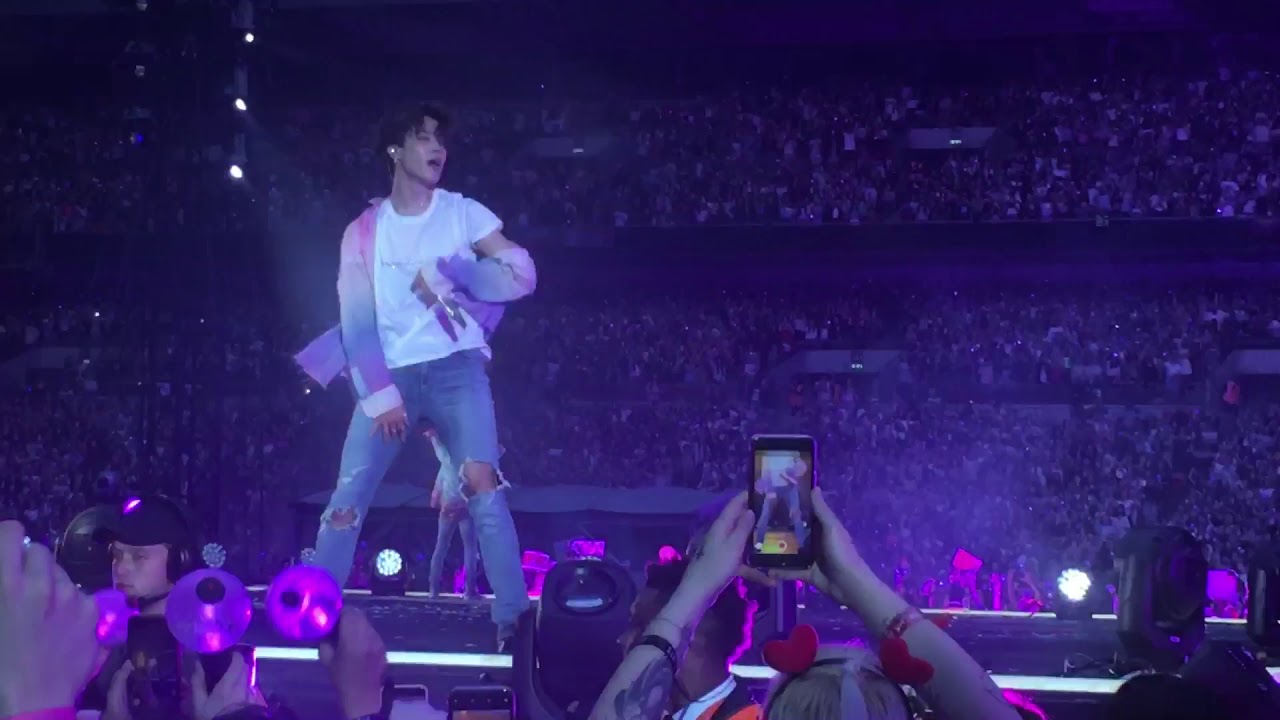 BTS concert @ Wembley London floor - YouTube