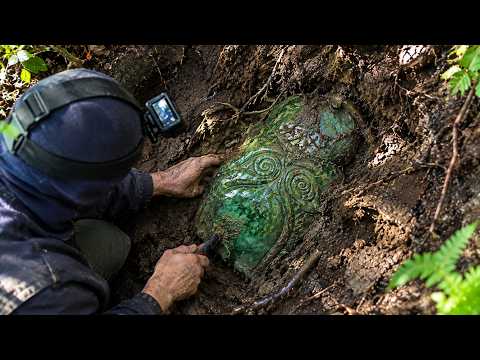 We Found a Forgotten Life Beneath the Earth ❌ Metal Detecting