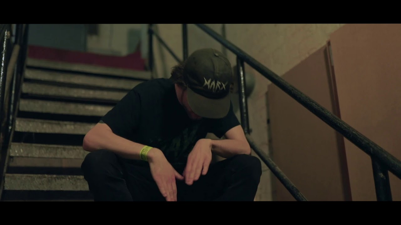 Marx - Famous Rapper (OFFICIAL MUSIC VIDEO) - YouTube