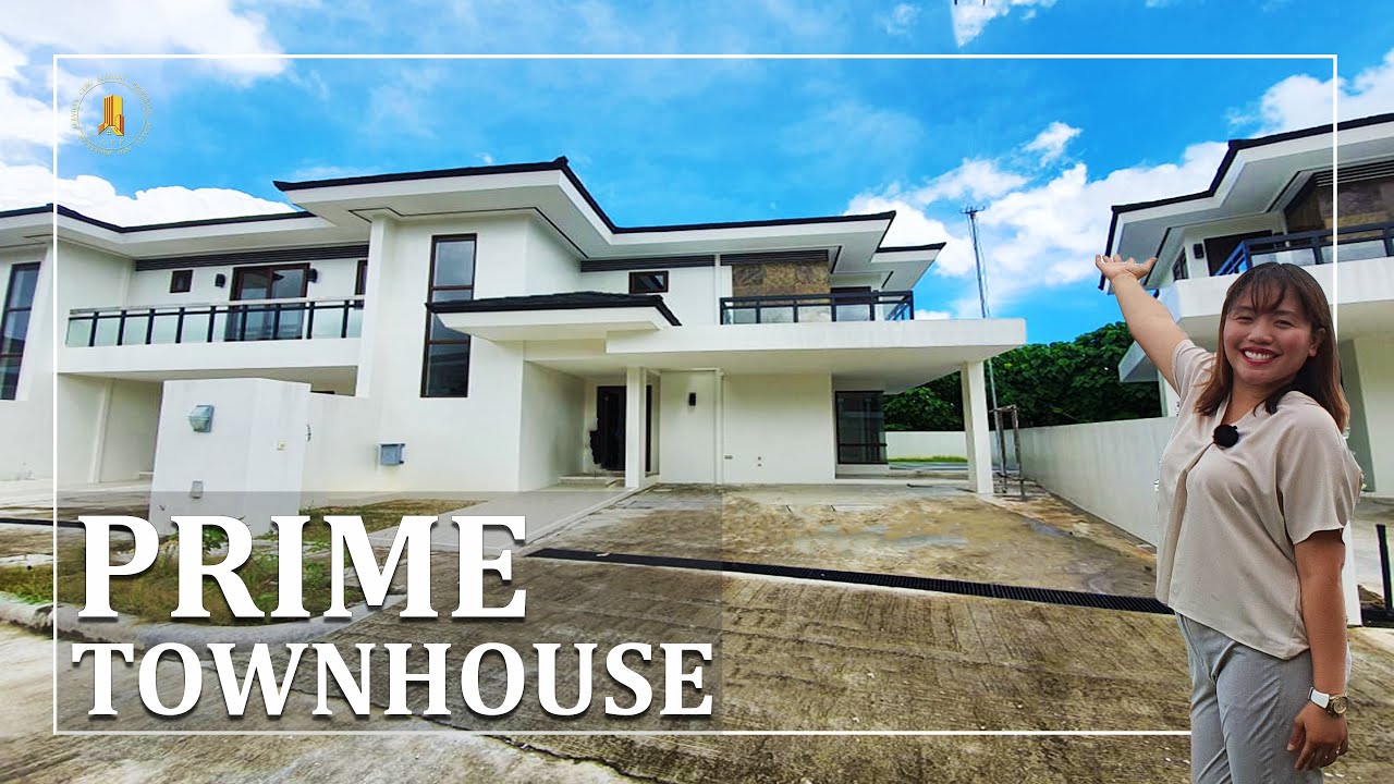 House Tour in this Prime Two-Storey House for Sale Inside a High-end ...