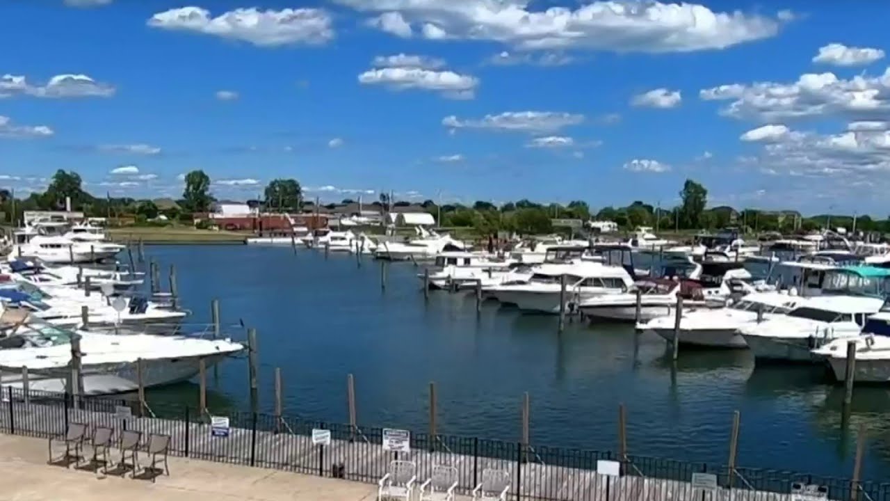 Riverside Marina on Live In The D - YouTube