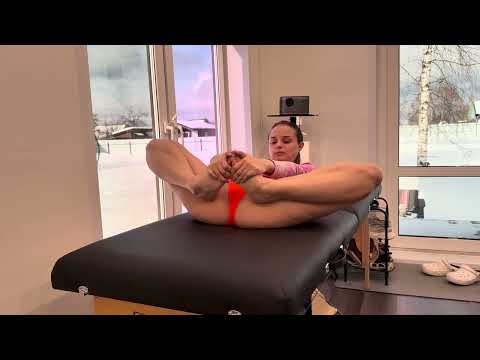 Naked yoga 🔞telegram misssvikkilife🔞