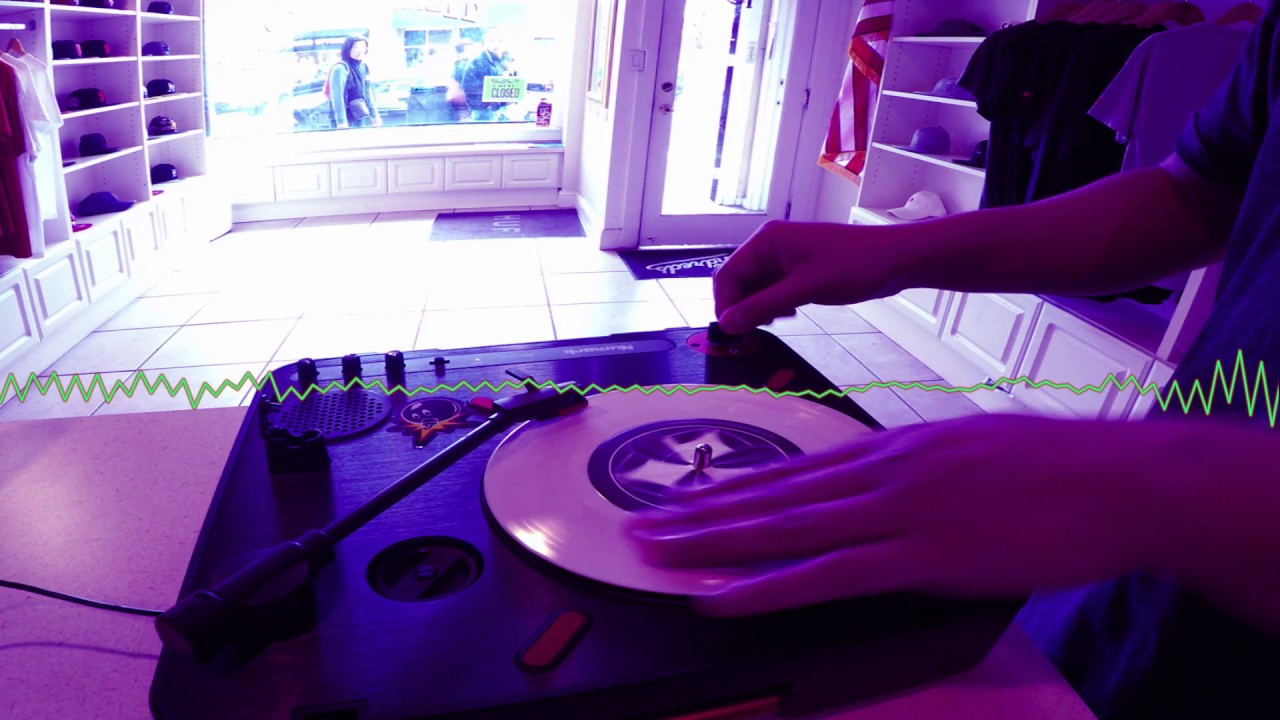 Numark Pt01 Scratch (Headliners x Illtraxx) - YouTube