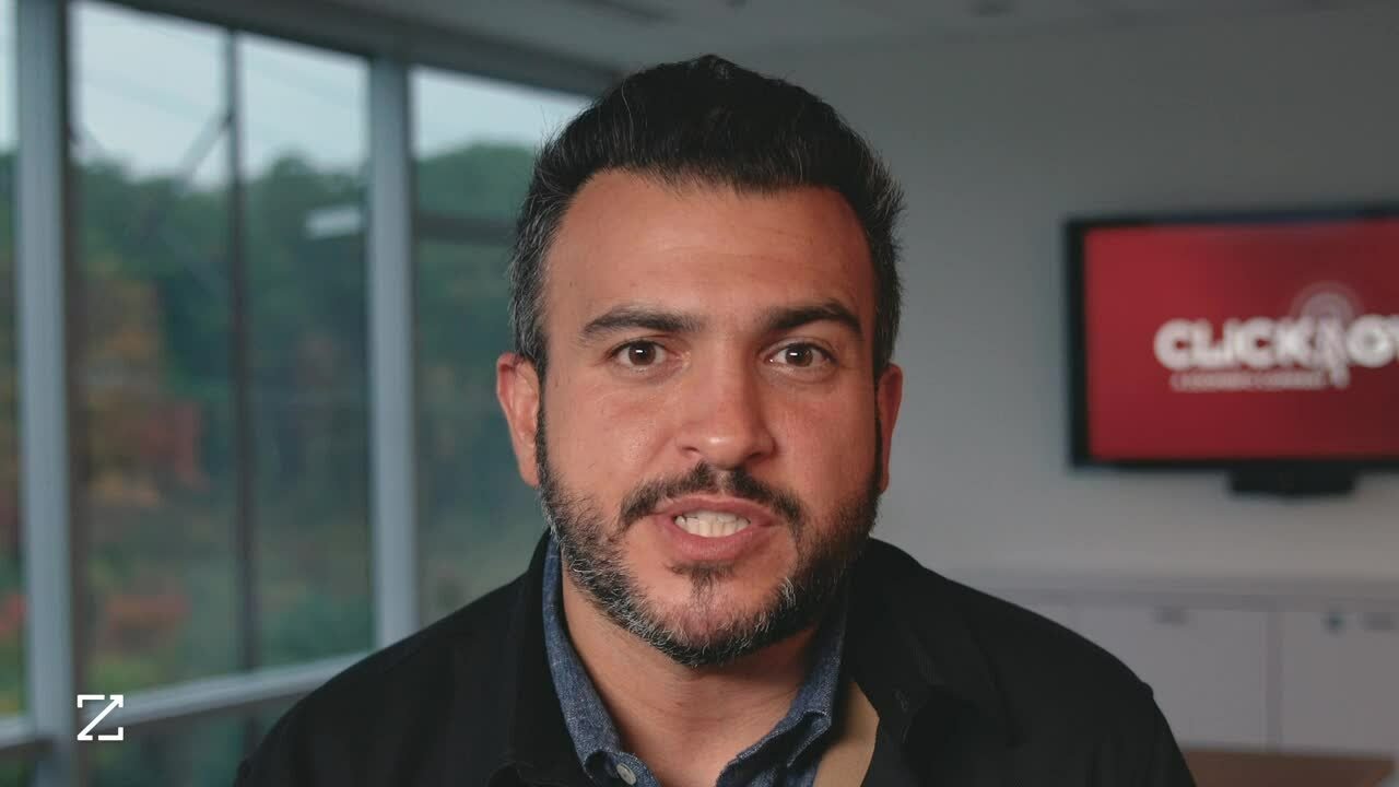 ZoomInfo Launches Real-Time Intent Data with Clickagy Acquisition ...