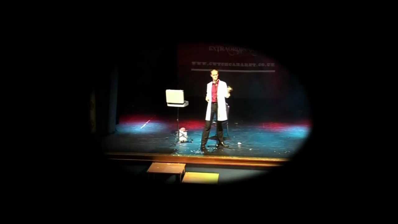 Oliver Meech Showreel - YouTube