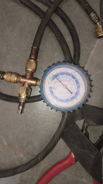 फ्रिज में गैस कैसे डालें R134 R600 #refrigeration #airconditioner #firiz - YouTube