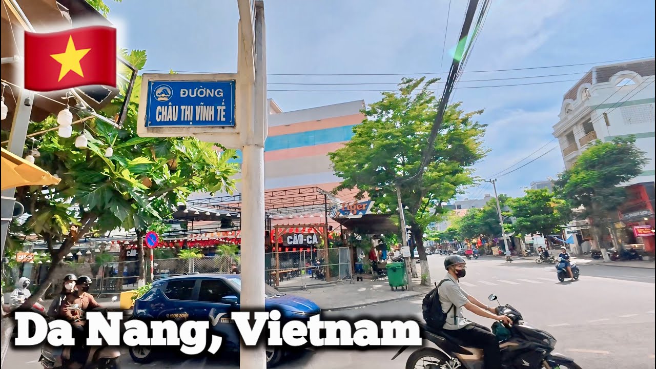Don't miss this Street in Da Nang, Vietnam - YouTube