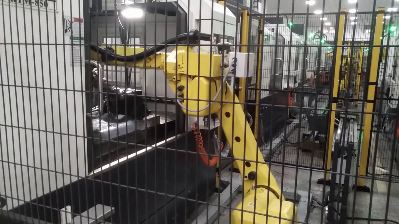 THOTH ziHYD Robots Stage 2 Hydraulic Motor Casing Machine Prepare ...