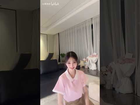 怡宝粱尘好利来肉丝two model show pantyhose feet