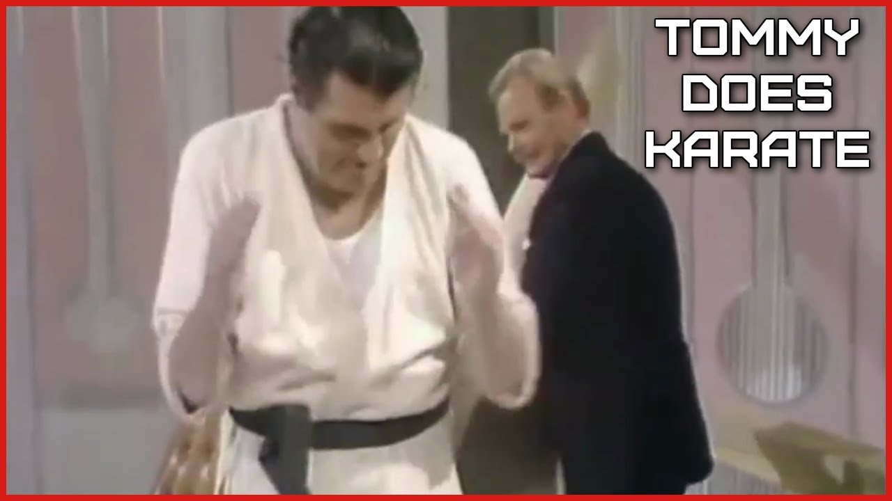 Funniest Karate Scene Ever - YouTube