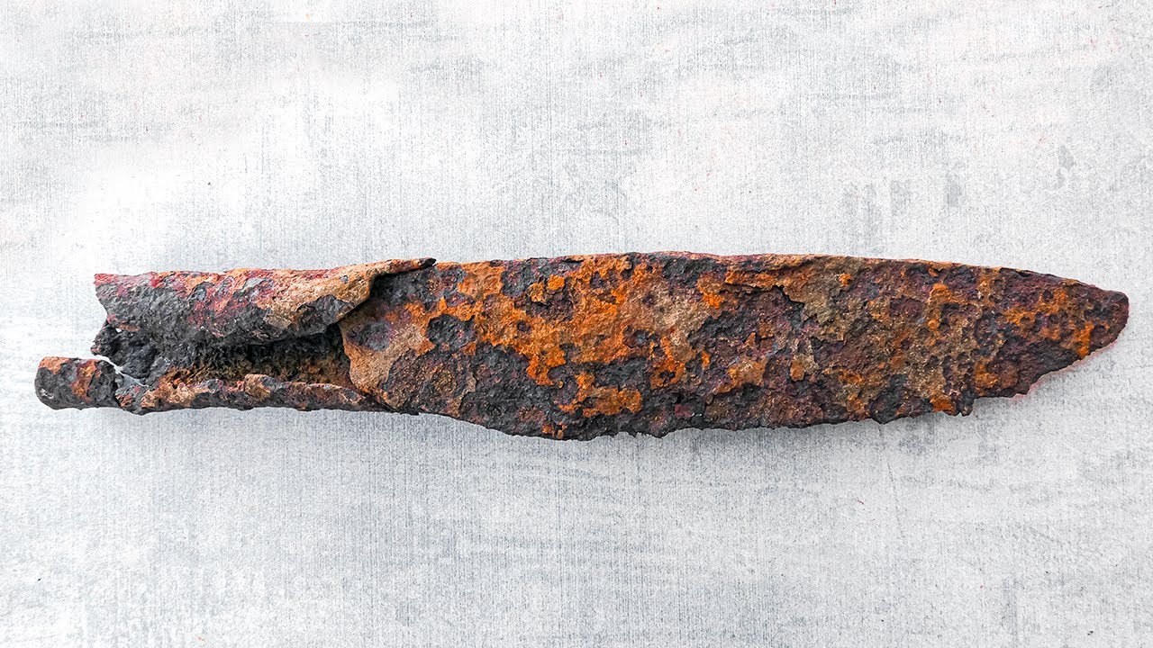 Restoration of Old Rusty Forged Spear - YouTube