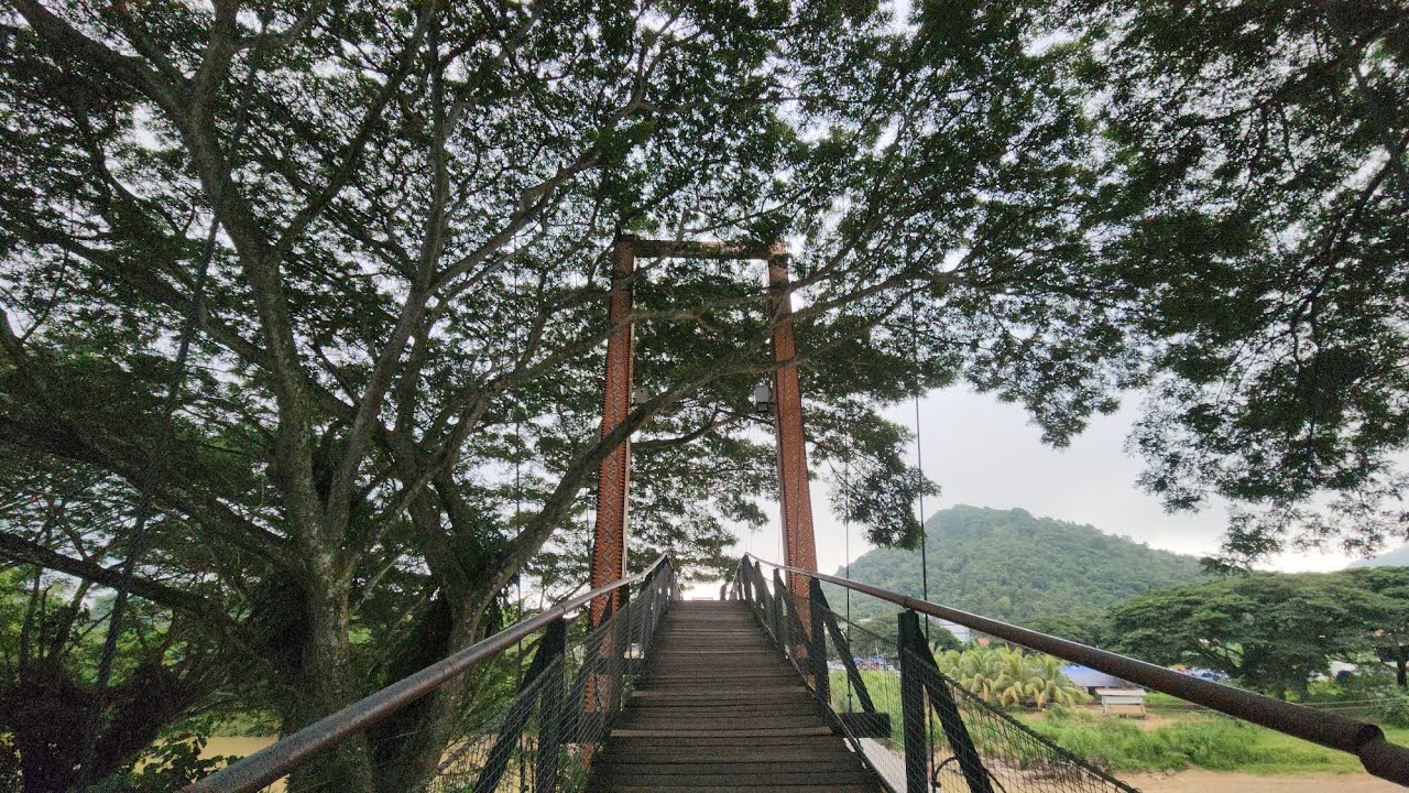 Have you crossed the famous Jambatan Gantung Tamparuli Suspension ...