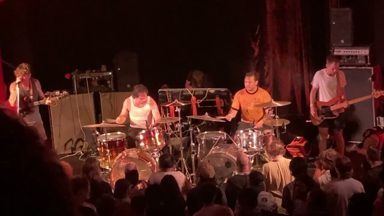 The Osees- (2 of 2) LIVE - YouTube