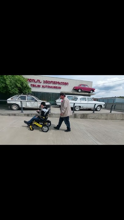 სამედიცინო რაფი თბილისის ავტომუზეუმში Youtube