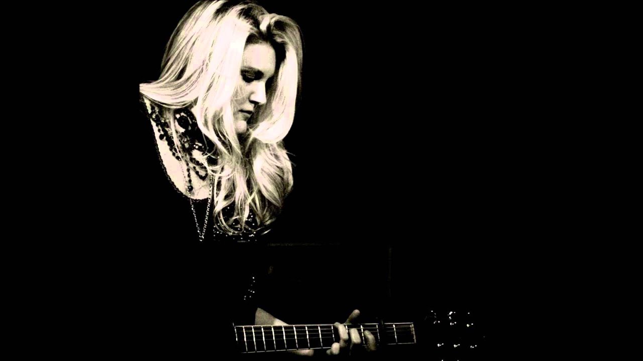 Chelle Rose - Wild Violets Pretty - YouTube