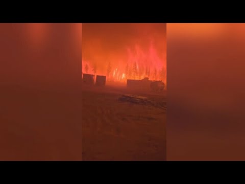 VIDEO: Fast-moving wildfire forces Sandy Lake evacuation - TBNewsWatch.com