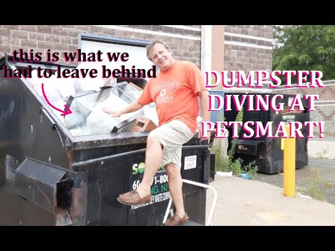 DUMPSTER DIVING AT PETSMART AND THE BIGGEST FISH TANK YOU EVER SAW! # ...