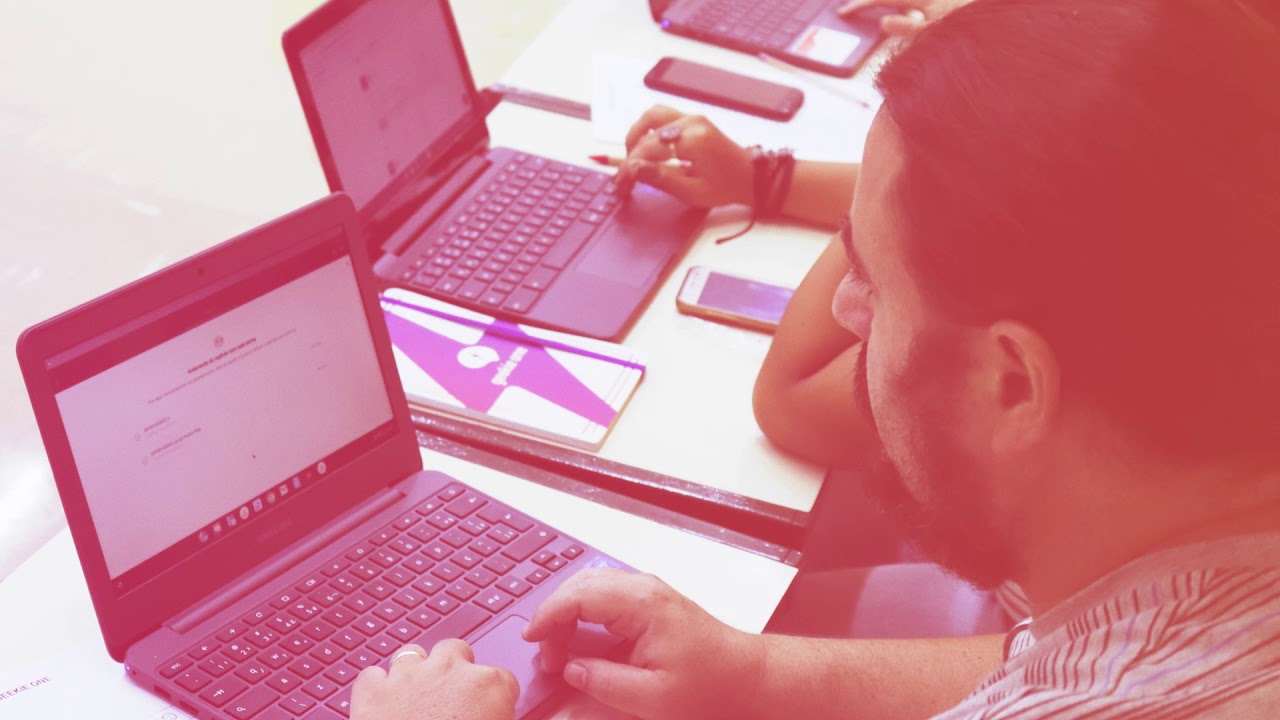 Benefícios do Geekie One para docentes - YouTube