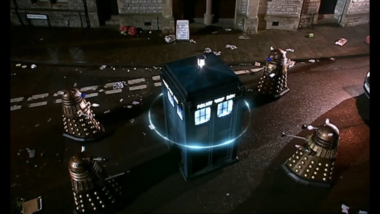 Daleks Capture the TARDIS | Journey's End | Doctor Who - YouTube