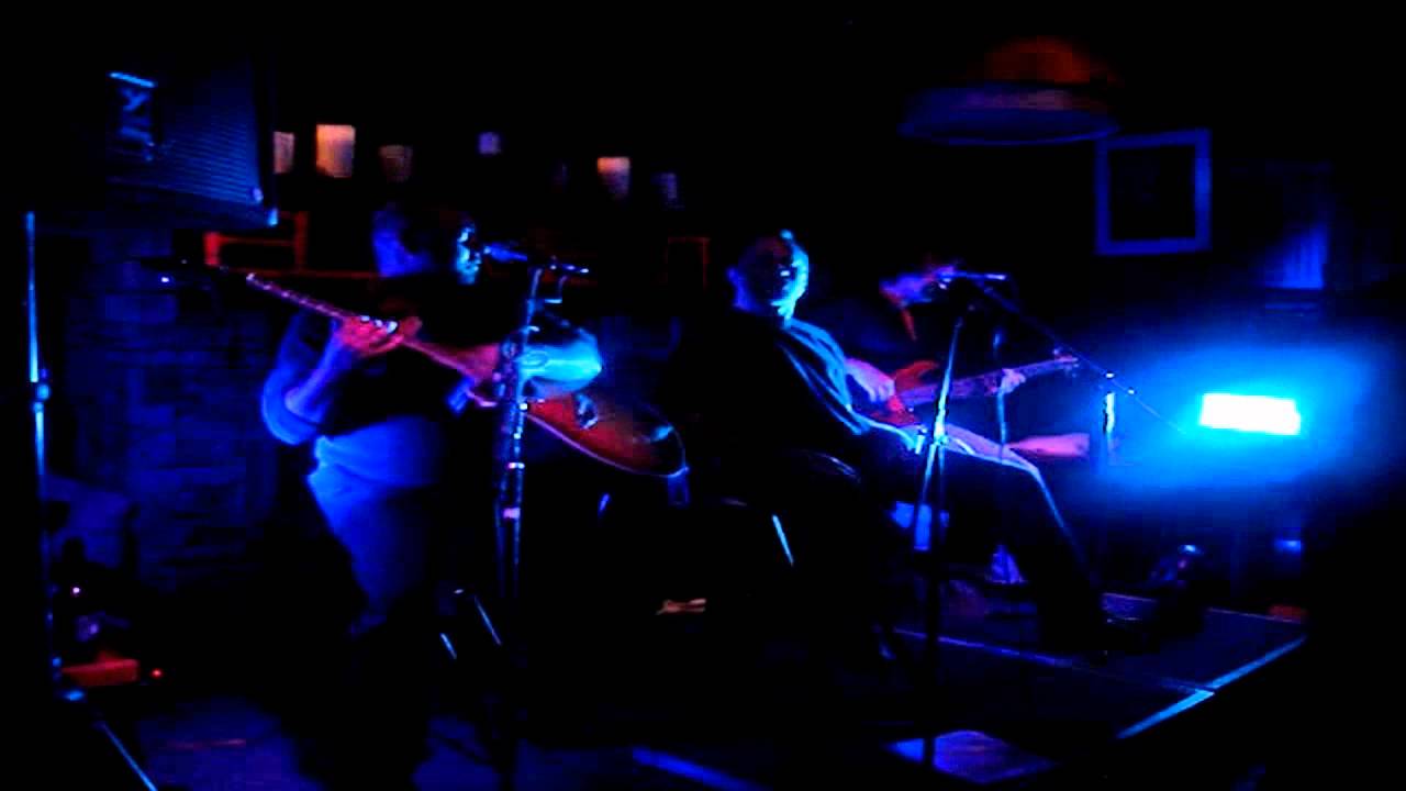 ELEMENT - Play That Funky Music (Acoustic) @ Five 01 City Grill 10-02 ...