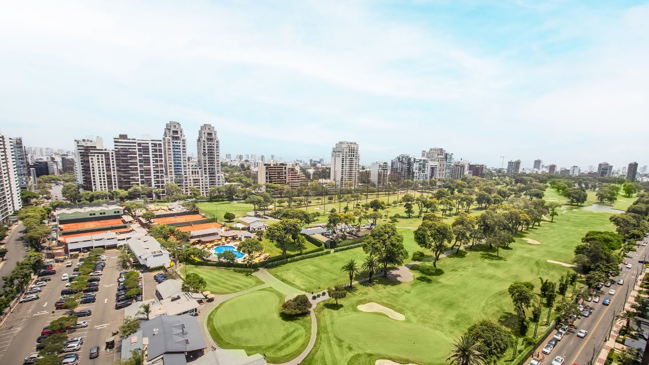 Espectacular Penthouse de 448 m2 con vistas al Lima Golf Club en San ...