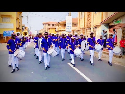 The WAM collegiate School Brass Band - YouTube