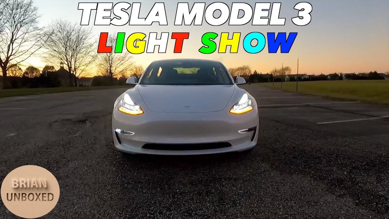 Tesla Model 3 Light Show - Holiday Update! 🎄🎄🎄 - YouTube