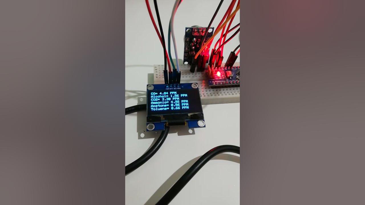 MQ135 sensor+oled display con arduino nano - YouTube