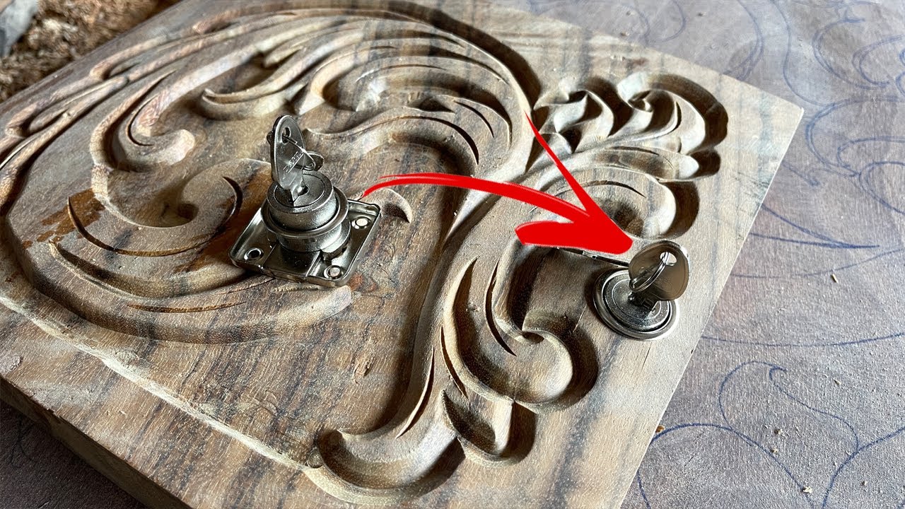 WOODWORKING TECHNIQUE/HOW TO SET UP A DRAWER LOCK IN WOOD - YouTube