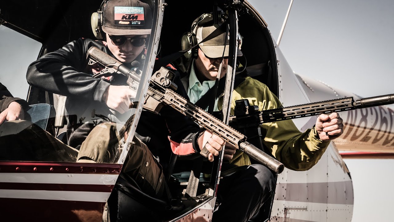 Weicht Helicopter Hog Hunt with Pork Choppers Aviation - YouTube