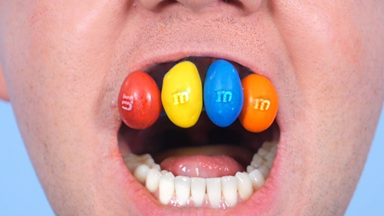 TEETH MADE OF M&M'S CANDY! - YouTube