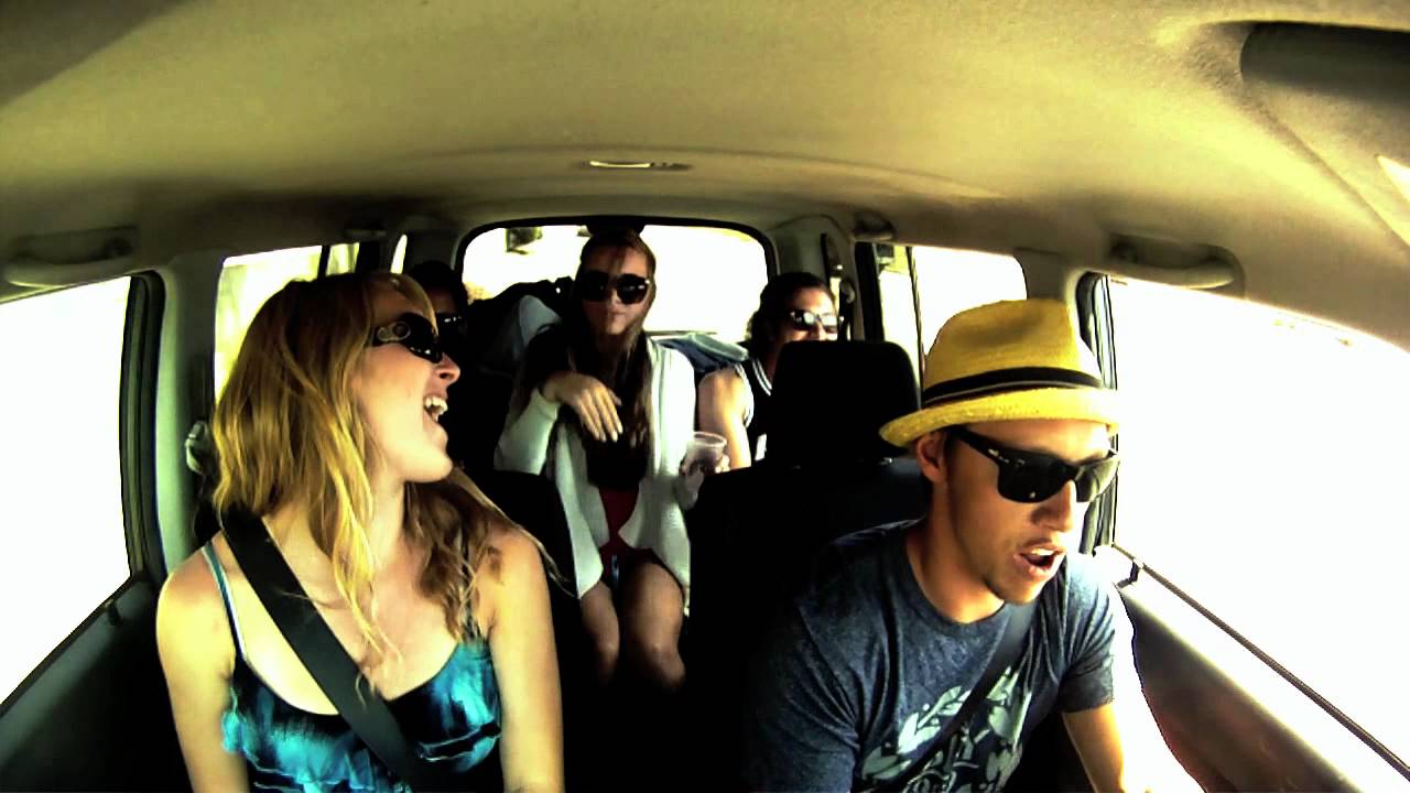 Dancing in the car - YouTube