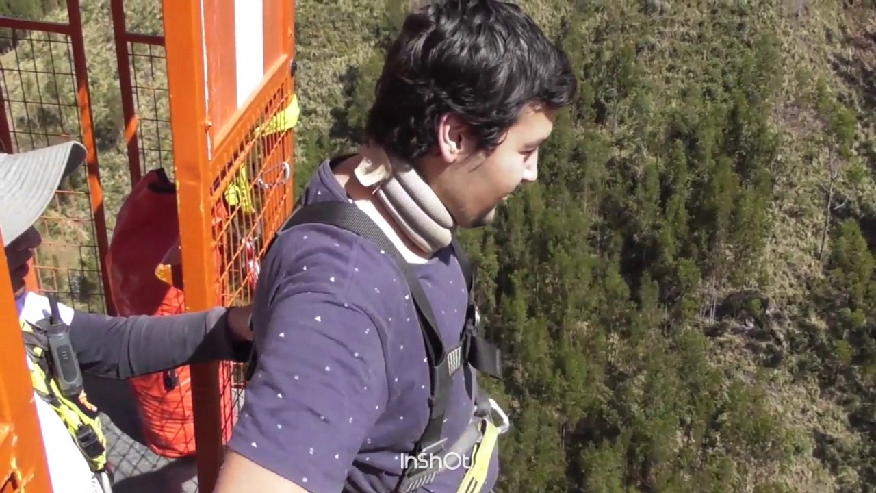 Salto en bungee Action valley - YouTube