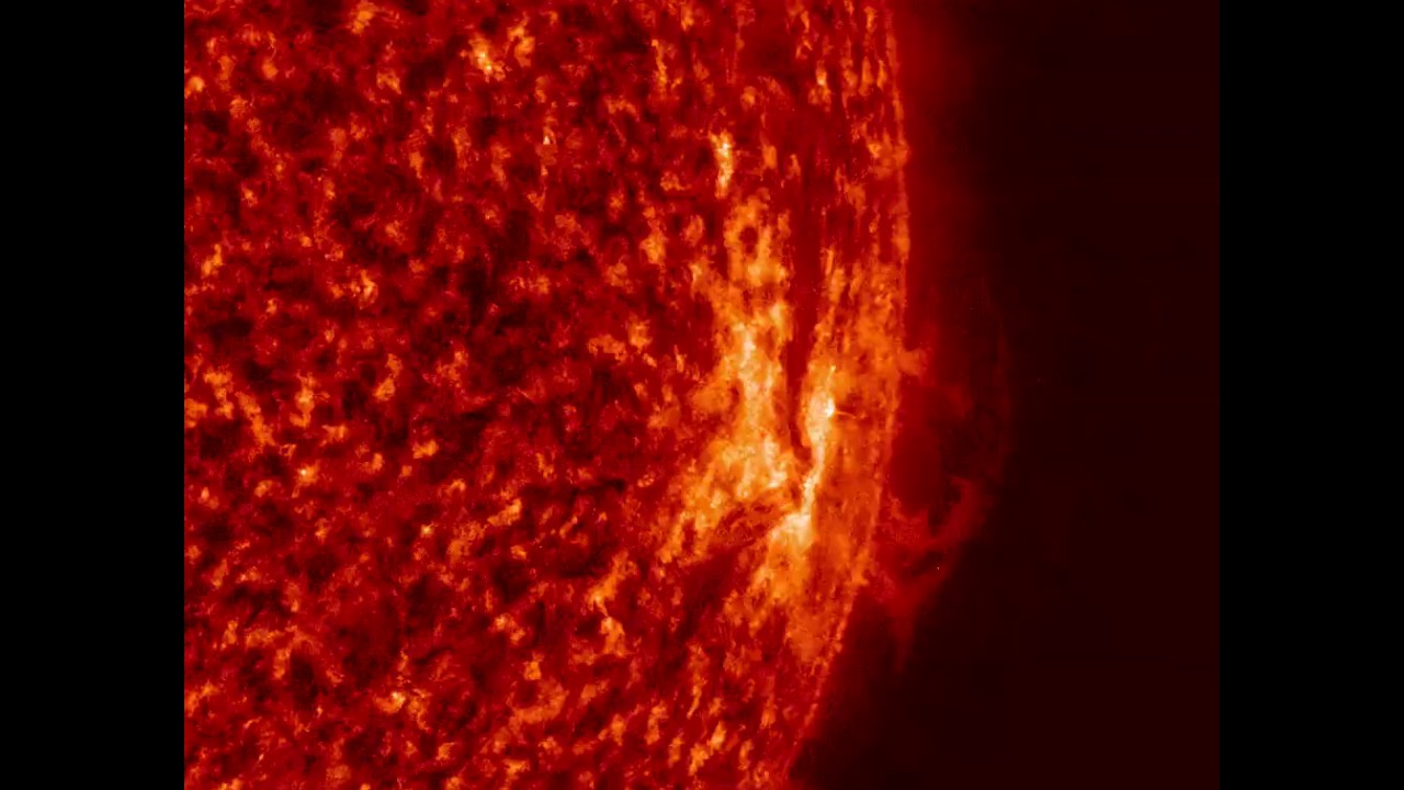 Strands of solar material at the Sun's edge over 22-hour period | May 2 ...