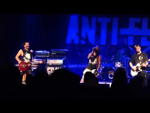 Local Resident Failure - live @ The Roundhouse, Sydney, 26 September ...