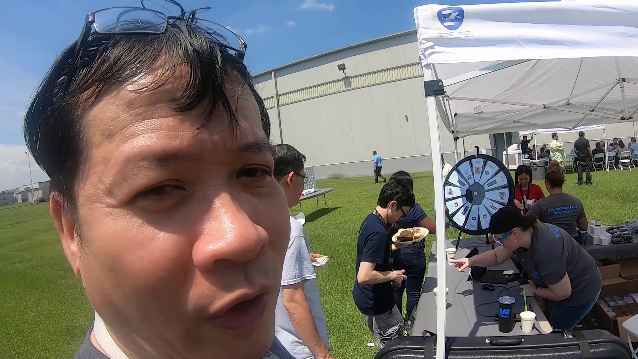 Chuyện ở Hãng Mỹ: Nhân Viên Chơi trò Ném cho Xếp Chìm Dưới Nước - Dunk ...