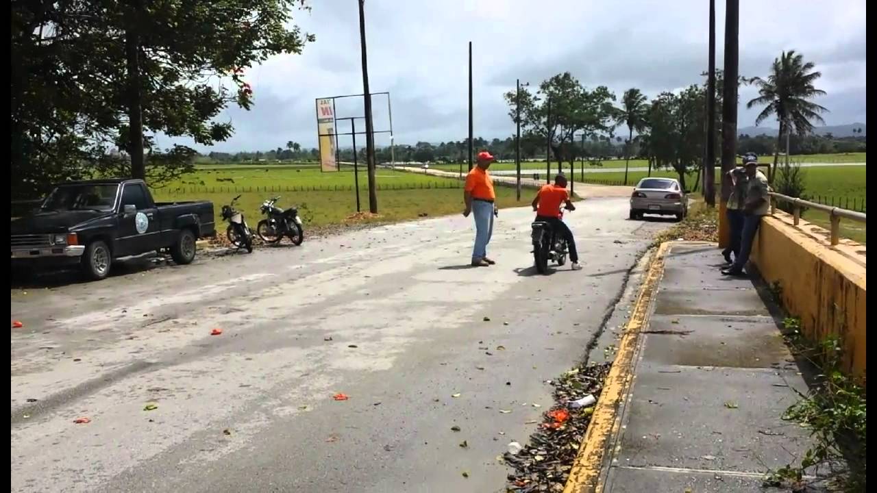 Panoramica de el Río Yuna encima del puente - YouTube