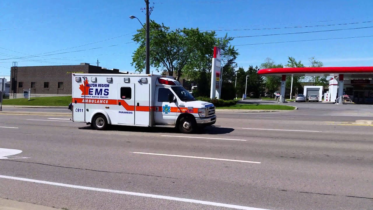 Halton Regional EMS Responding - YouTube