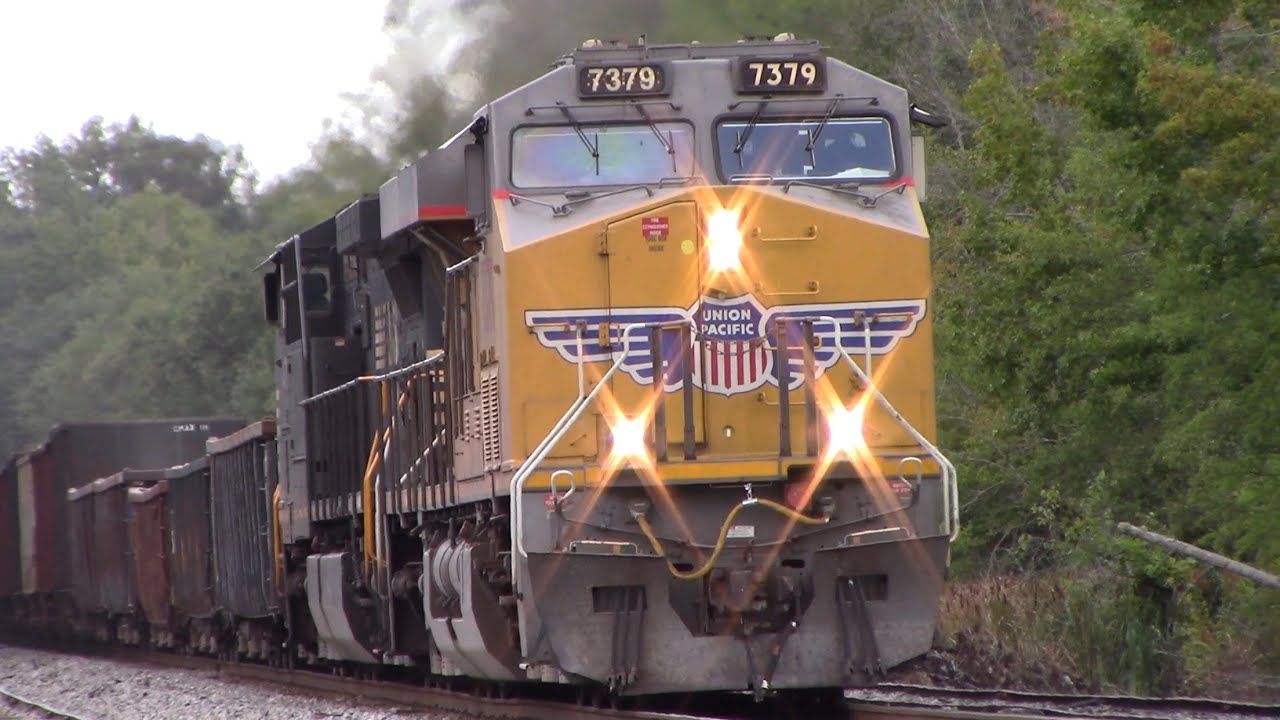 UP 7379 leads NS 374 in Dover, GA 8/20/23 - YouTube