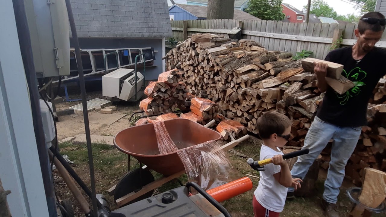 Making firewood bundles for my roadside stand - YouTube