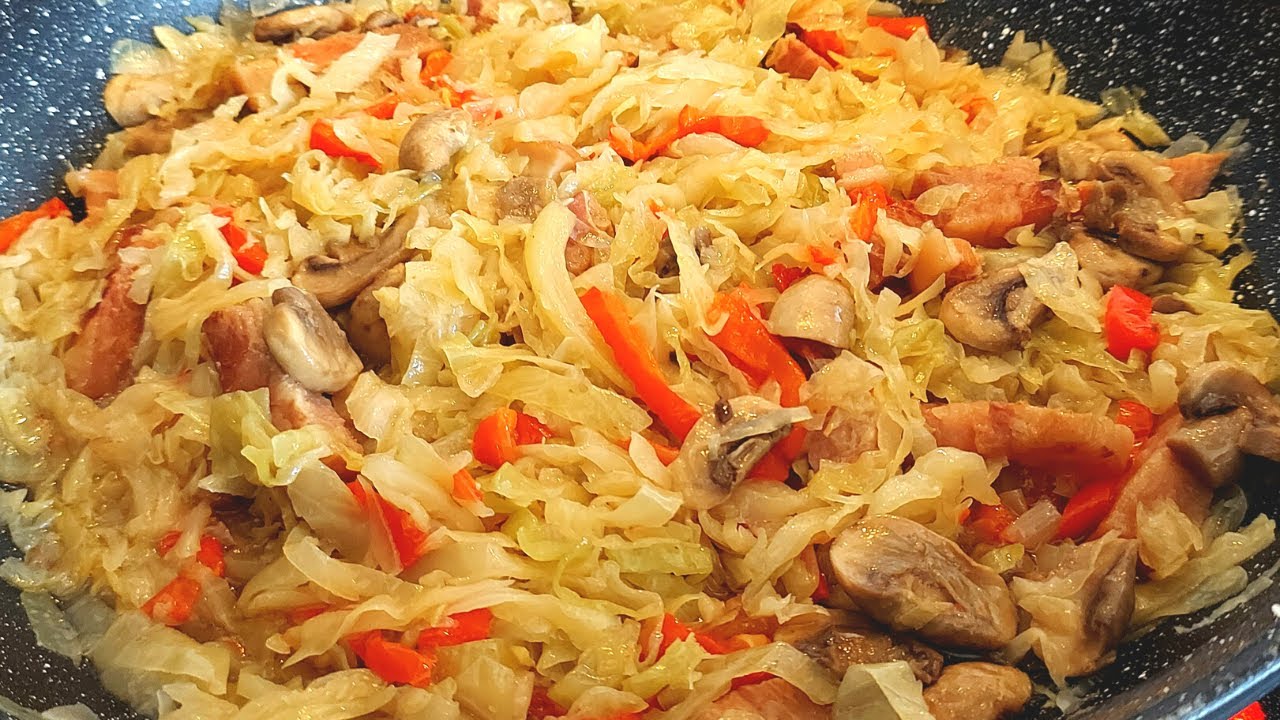 Repollo Guisado con Cebolla y Pimientos. @linakysylenko - YouTube