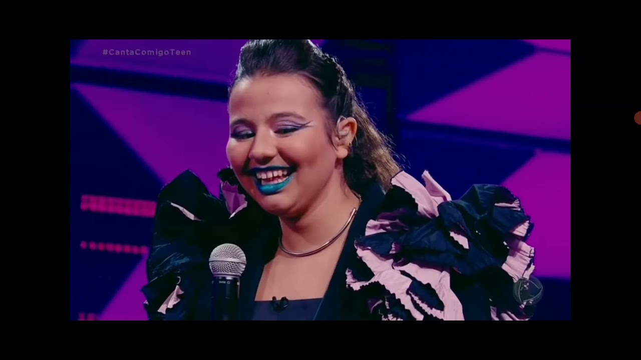 Giulia Rodrigues levanta os 100 jurados no canta comigo teem 2021 - YouTube