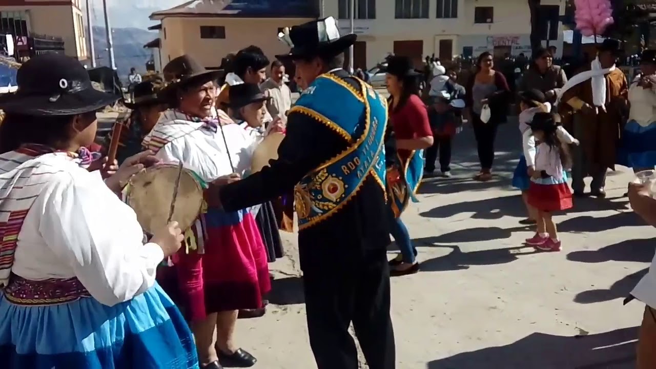 Entrega de donacion de un torete - YouTube