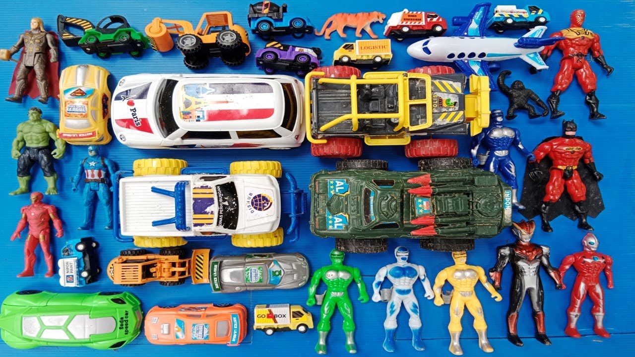 Bulldozer, Ultraman, Mobil Slender, Excavator, Truk Konstruksi ...