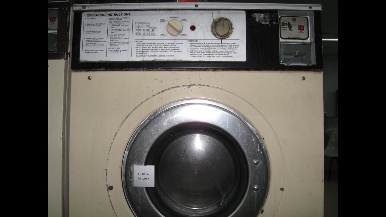 Wascomat Senior W124 Commercial Washer - YouTube
