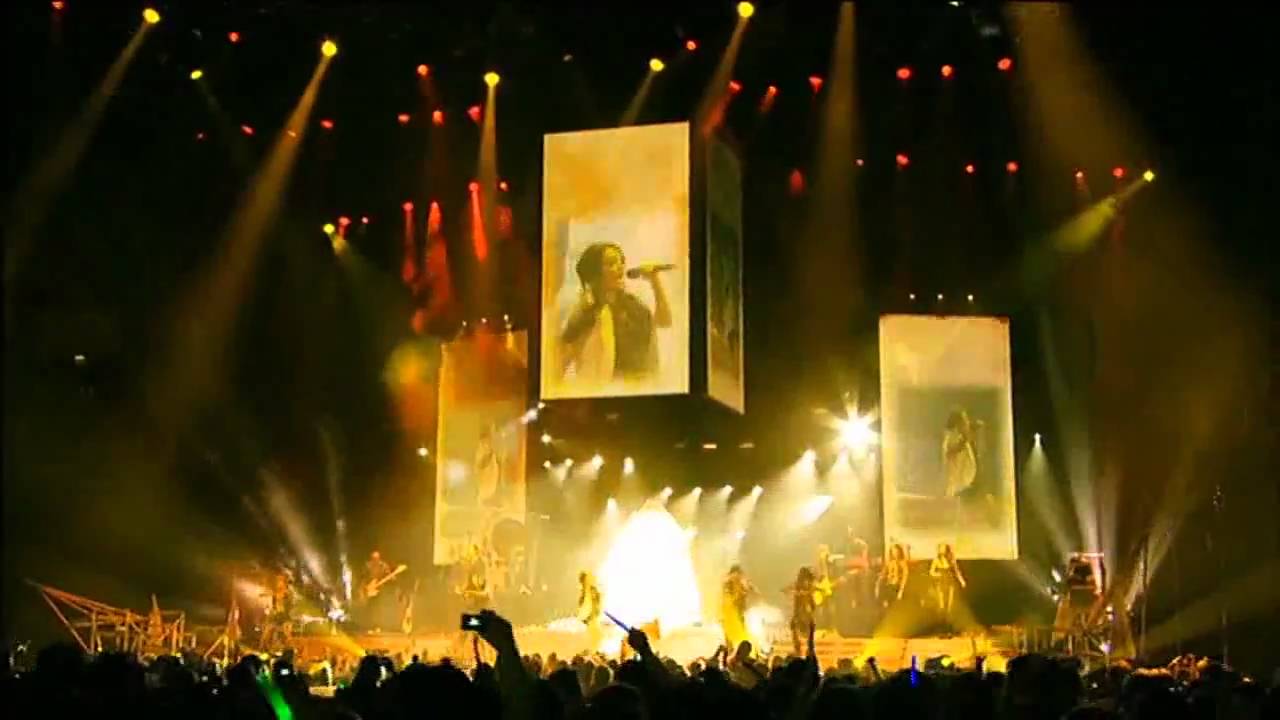 Breakout [Live] Miley Cyrus - Wonder World Tour [DVD] HD - YouTube