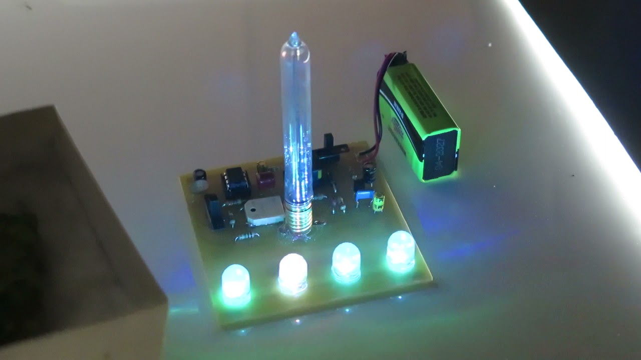 CJ304 - Beautiful Radioactive Firework Fountain LED Display - YouTube
